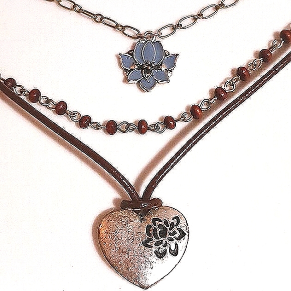 Guess | Jewelry | Guess Silvertone Reversible Three Tier Necklace ...